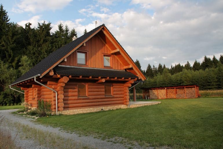Types of Log Cabin s (with photos) - UpHomely