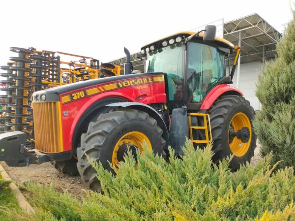 Are Versatile Tractors any Good? (Explained for Beginners) - UpHomely